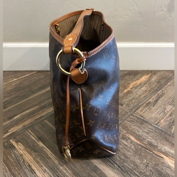 Louis Vuitton | Bags | Louis Vuitton Delightful Mm Monogram Purse ...